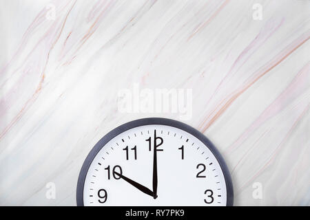 Clock show 10 am or pm on wood background with copy space. clipping ...