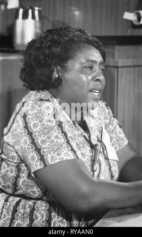 Civil Rights Activist Fannie Lou Hamer, Mississippi Freedom Democratic ...