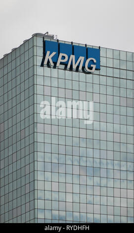 KPMG St. Louis Missouri Stock Photo - Alamy