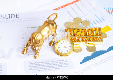 Chart moving up, bull market, rising, high prices, stock market rally ...