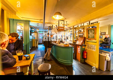 The Wheatsheaf. The pubs of Borough Market, London Stock Photo - Alamy
