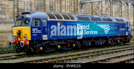 British Rail Class 57 diesel locomotive named Alnwick Castle ...