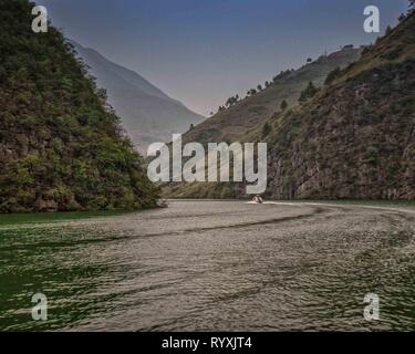 Wushan Small Three Gorges Stock Photo - Alamy
