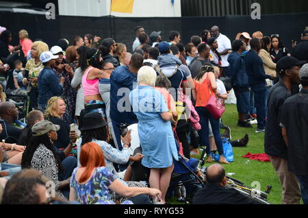 Performances Leeds Festival 2016 Day 2 Featuring: Crystal Castles Where ...