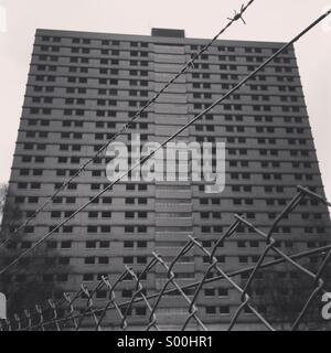 High rise flats Dundee Scotland Stock Photo - Alamy