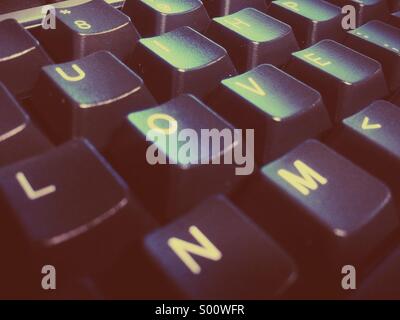 Computer keyboard with love keys Stock Photo - Alamy