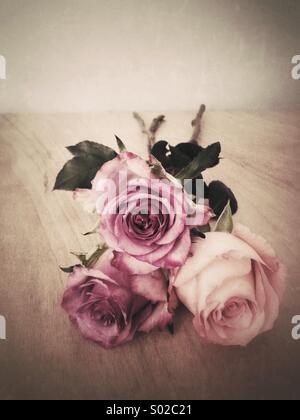 Heart with roses Stock Photo - Alamy