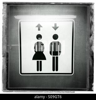 ELEVATOR SIGN, SIGN Stock Photo - Alamy