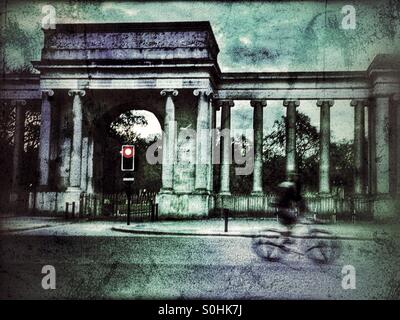 Apsley Gate, The Grand Entrance to Hyde Park Stock Photo - Alamy