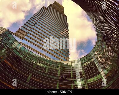 Curved glass atrium at 1 Beacon Court, Bloomberg tower, NYC Stock Photo ...