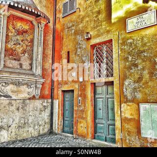 Via della Scala, Trastevere, Roma, Lazio, Italy, Europa Stock Photo - Alamy