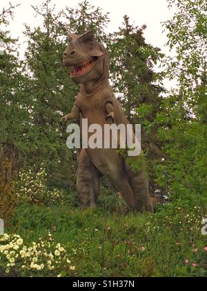 Tyrannosaurus Rex dinosaur at the Calgary Zoo Prehistoric Park, Alberta ...