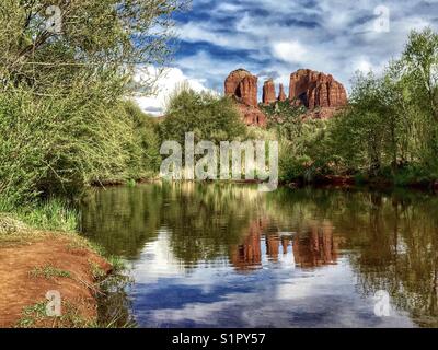 Sunset light on Cathedral Rock in Sedona, Arizona, USA Stock Photo - Alamy
