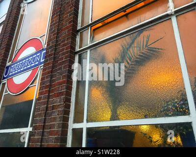 East Finchley station London underground sign Stock Photo - Alamy