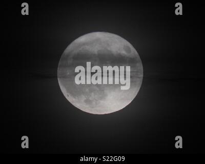 Super Zoom :: Moon Stock Photo - Alamy