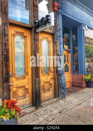 Storefronts in Toronto, Ontario, Canada Stock Photo - Alamy