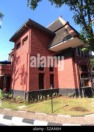Villa Merah, wolf Schoemakker, institut tehnologi bandung, jalan ...