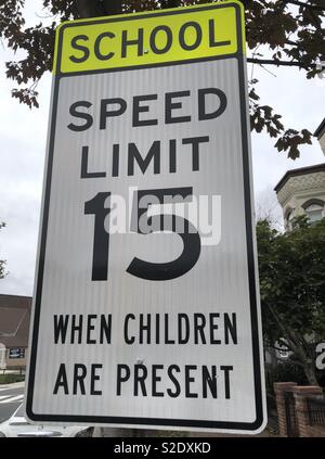 School speed limit sign Stock Photo - Alamy