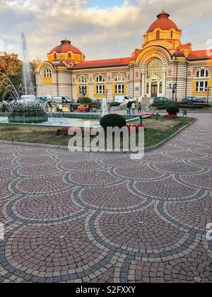 Market in SOFIA -Balkans - BULGARIA Título: TRYAVNA -- BULGARIA Aviso ...