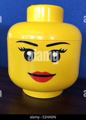 Yellow LEGO head Stock Photo - Alamy
