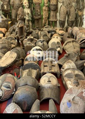 Zimbabwe Africa african mask Stock Photo - Alamy