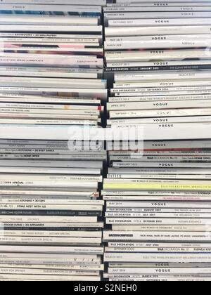 A stack of old fashion-magazines Stock Photo - Alamy
