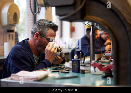 Worker in Diamond Polishing in Amsterdam Holland Stock Photo - Alamy