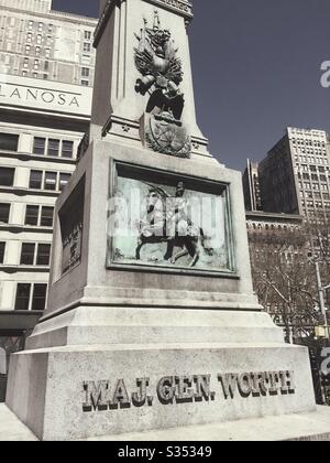 Monument to Major General William J. Worth, one of oldest monuments in ...
