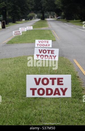 Vote today sign Stock Photo - Alamy