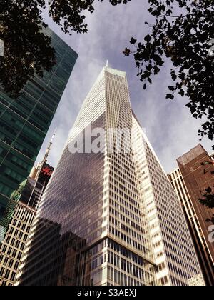Bank of America headquarters at One Bryant Park in New York Stock Photo ...
