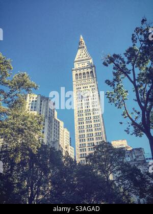 MetLife Tower in Madison Square Park under a clear blue sky, showing ...