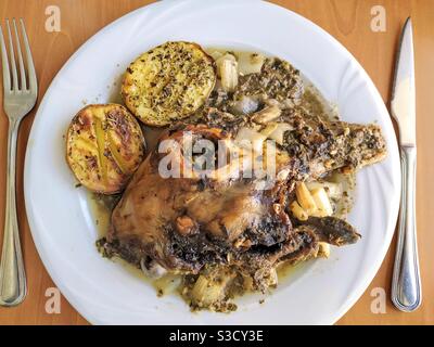 Baked head of lamb Stock Photo - Alamy