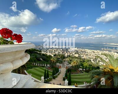 Hanging Gardens of Haifa, Terraces of Bahai Faith Stock Photo - Alamy