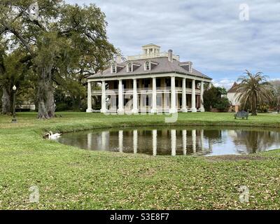 Louisiana, Darrow, Houmas House Plantation and Gardens, view of garden ...