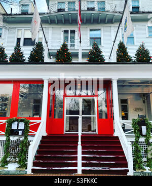 January, 2021, The Red Lion Inn, Stockbridge, Berkshire County ...