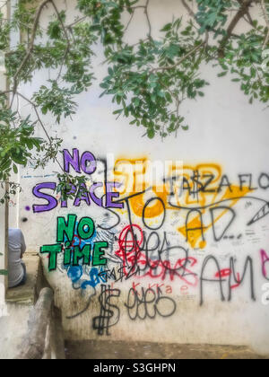 Italian graffiti in Sorrento Stock Photo - Alamy