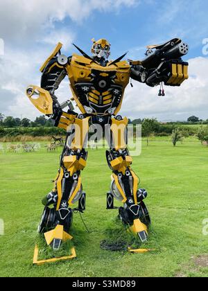 Transformer model Bumble bee Stock Photo - Alamy
