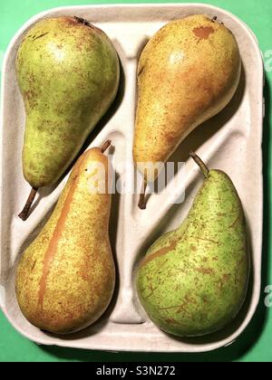 A punnet of pears Stock Photo - Alamy