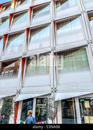 Stowaway hotel, Waterloo, London Stock Photo - Alamy