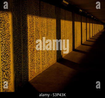 Bottle Alley in Hastings Stock Photo - Alamy