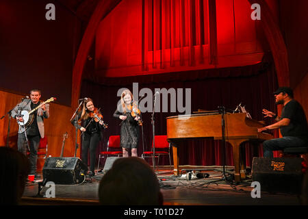 Jason Roach - piano player with Cape Breton Celtic band Coig plays at ...