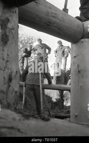 Wehrmacht Heer Ostfront - German Army at the Eastern Front Stock Photo ...