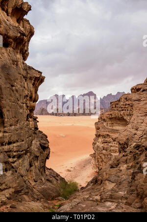 Landscape of Wadi Rum, Aqaba Governorate, Jordan Stock Photo - Alamy