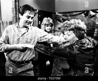 NIGEL PIVARO, JEAN ALEXANDER, CORONATION STREET, 1986 Stock Photo - Alamy