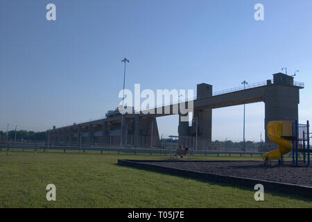Newburgh Lock & Dam, Indiana Stock Photo - Alamy