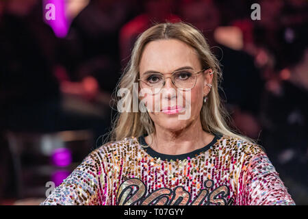 Leipzig, Germany. 04th Mar, 2019. Natascha Ochsenknecht at the edge of ...