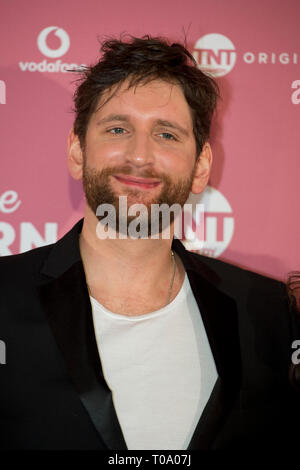 Sebastian SCHWARZ, actor, portrait, portrÃ t, portrait, cropped single image, single motive, red ...