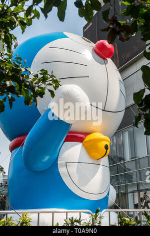 Shanghai, China. 19th Mar 2019.The 10-meter-tall giant Doraemon can be ...