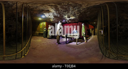 360° view of Budapest - Labirintus - Budai Vár - Labyrinth - Buda ...