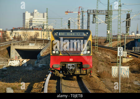 Ringbahn S 41, Mitte, Berlin, Deutschland Stock Photo - Alamy